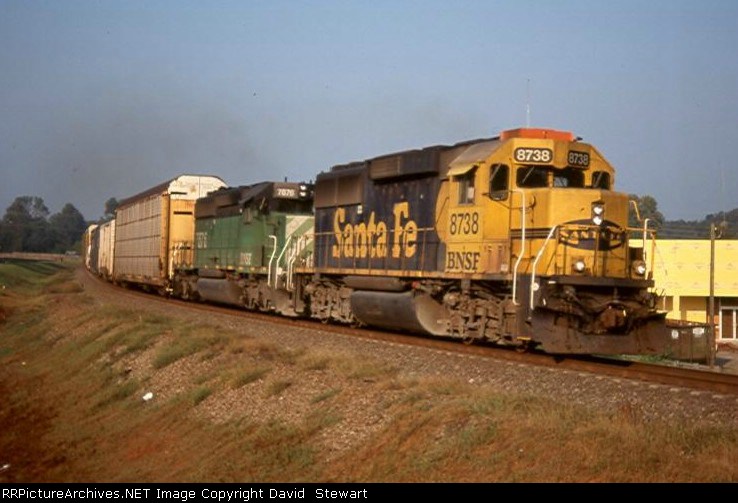 Q237/BNSF 8738